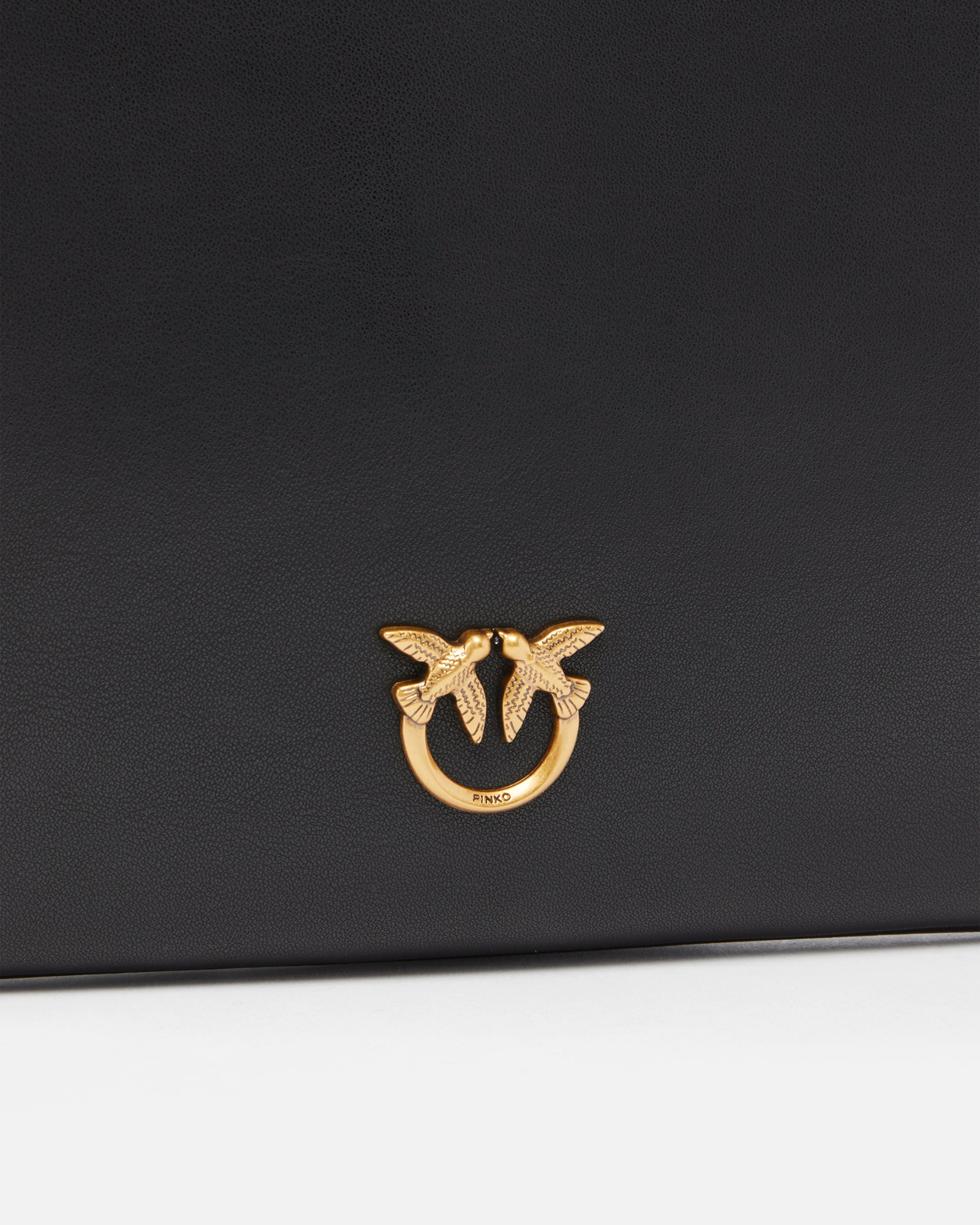 Medium shoulder bag Flat Love Bag Simply | Pinko